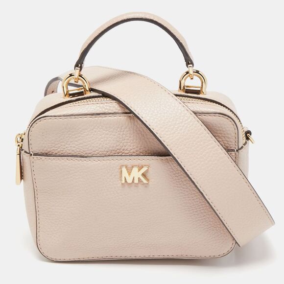 MICHAEL Michael Kors | Bags | Michael Michael Kors Light Pink Leather ...